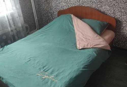 Кровать с матрасом 140*200