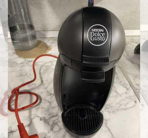 Кофеварка капсульная dolce gusto