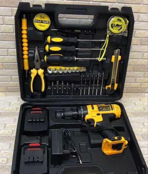 Шуруповерт ударный Dewalt 18V с большим набором