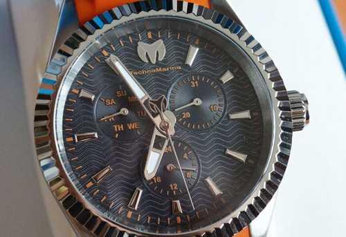 Часы на оранжевом ремешке TechnoMarine 42 мм