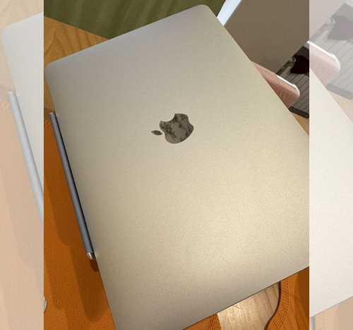 Macbook air 13