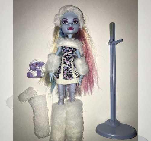 Кукла monster high Эбби