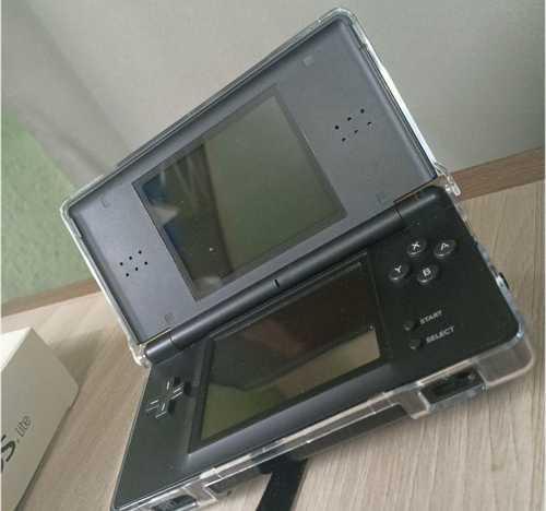 Nintendo DS lite