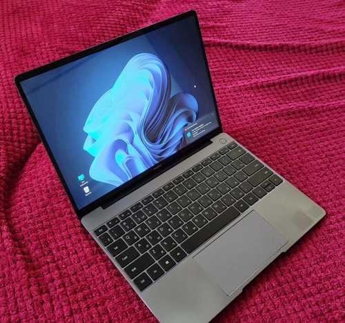 Ноутбук huawei matebook 13 hn w19r