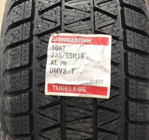 Bridgestone Blizzak DM-V3 235/55 R19 и 255/50 R19 107T