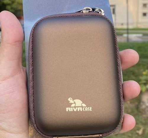 Новые чехлы riva case для цифровых мыльниц