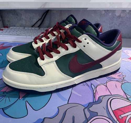 Кроссовки Nike Dunk Low " From Nike, To You"