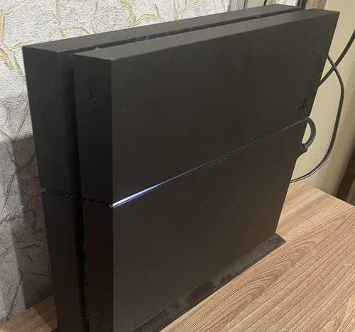 Sony PlayStation 4 Slim, 500 гб, 2 геймпада