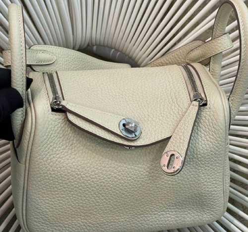 Сумка Hermes Lindy 19 mini Craie