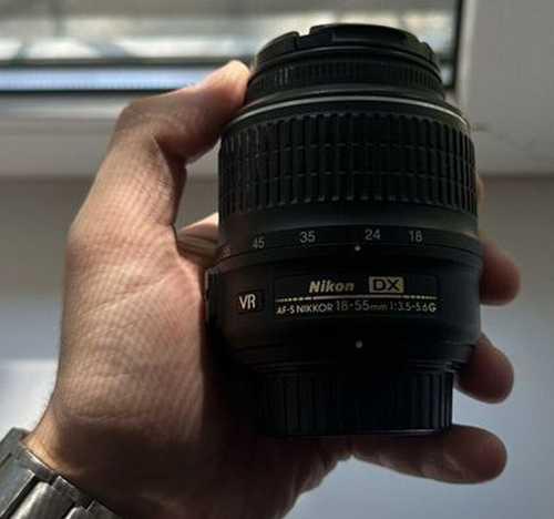 Nikon 18-55mm f/3.5-5.6G AF-S VR DX Zoom-Nikkor