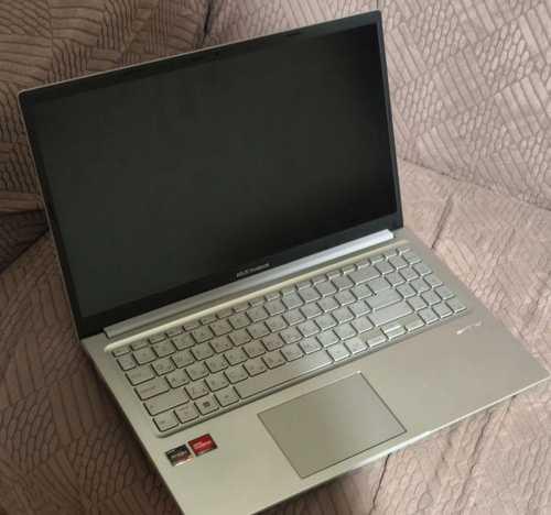Asus vivobook 15