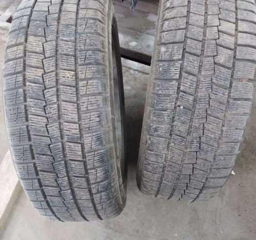 Winter Tact WT 80+ 215/55 R17