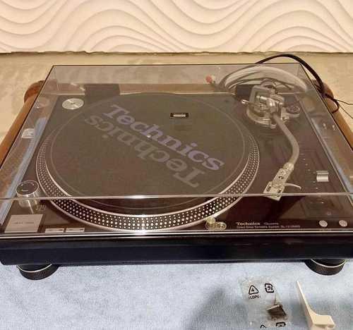 Проигрыватель винила Technics SL-1210M5G комплект