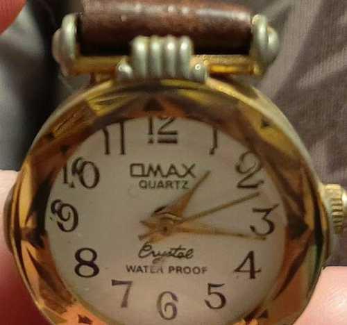 Часы наручные женские Omax Quartz