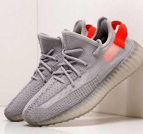 Кроссовки Adidas Yeezy Boost 350 v2 Tail Light