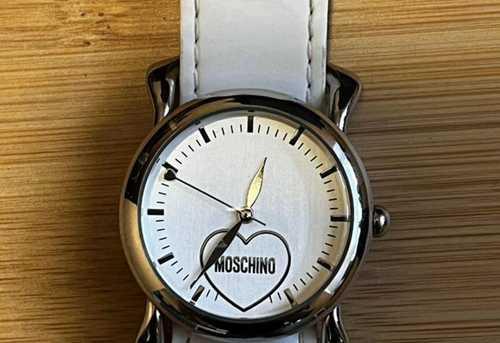 Женские часы наручные Moschino MW0368