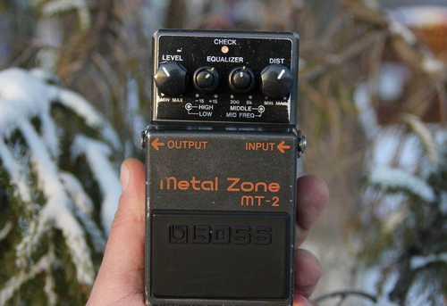 Педаль эффектов Boss MT-2 Metal Zone