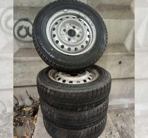 Bridgestone Blizzak Revo GZ 175/70 R14