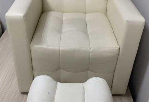 Педикюрное кресло с подиумом