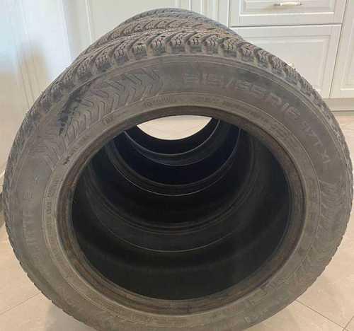 Nokian Tyres Hakkapeliitta 8 215/55 R16