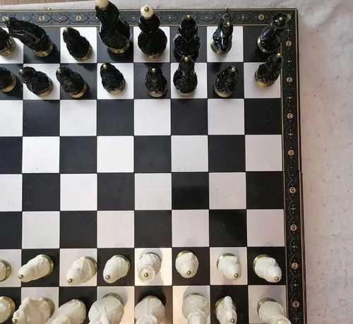 Коллекционные шахматы "Сибирский сувенир"