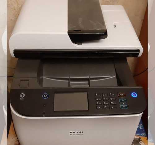 Продаю лазерное цветное мфу Ricoh M C250FWB