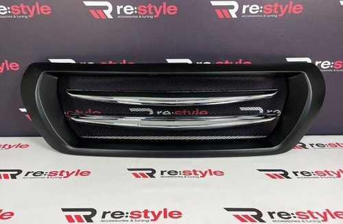 Решетка радиатора Toyota Land Cruiser 200 L1820