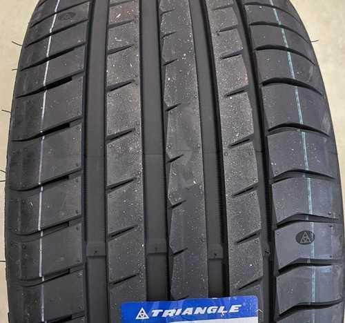 Triangle EffeXSport TH202 265/35 R20 99Y