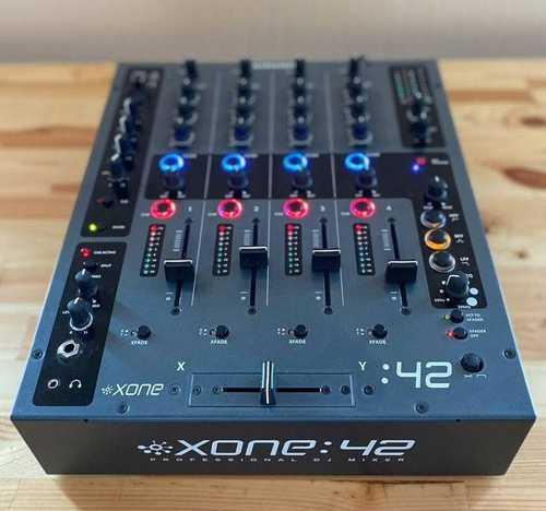 Микшерный пульт Allen&Heath xone: 42