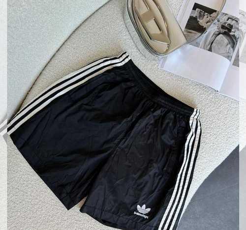 Шорты adidas balenciaga