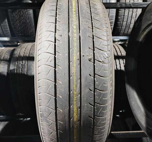 Yokohama dB Decibel E70 215/60 R16 95V