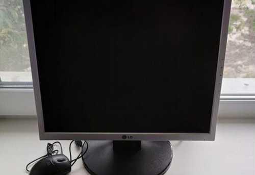 LG Flatron 17”