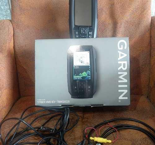 Эхолот garmin striker vivid 4cv с датчиком gt20 tm