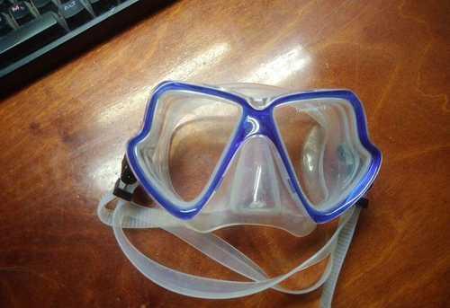Очки для плаванья и ныряния с защитой носа