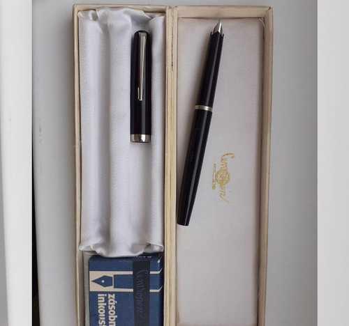 Винтажная перьевая ручка Centropen 3670