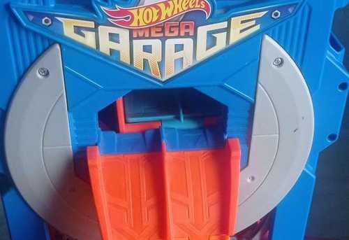 Mega garage HOT wheels