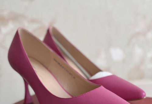 Туфли розовые El tempo новые