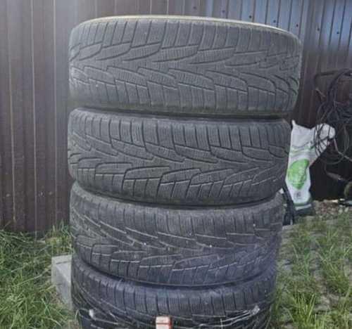 Kumho I'Zen KW31 235/60 R18