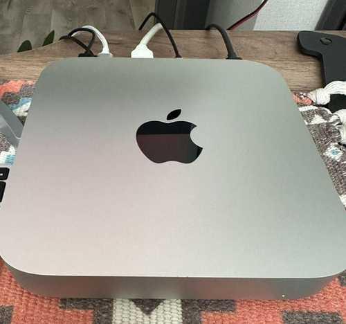 Apple Mac mini m2 2023 16 gb RAM