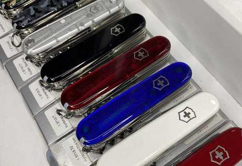 Нож victorinox huntsman 1.3713