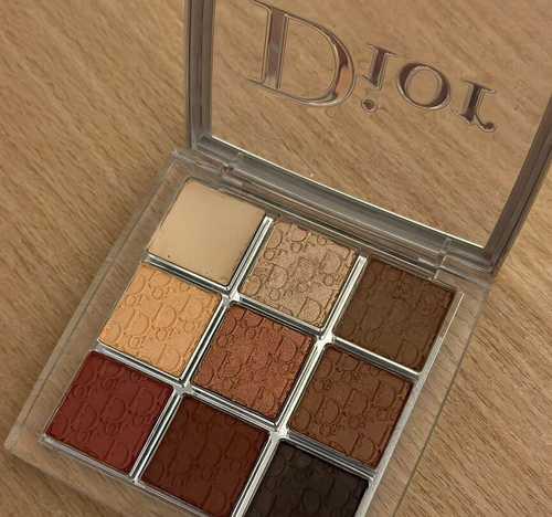 Tени Dior