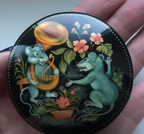 Шкатулка для ювелирных украшений