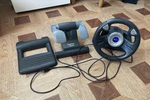 Руль Saitek R220