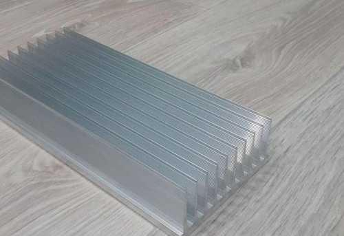 Алюминиевый радиатор (200x90 мм)