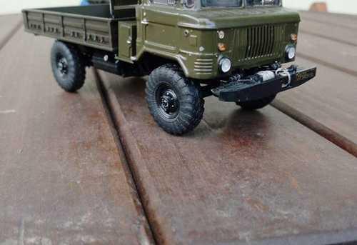 Модель грузовика Газ 66 (шишика)