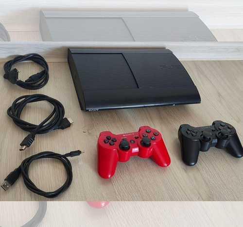 Прошитая Sony PS3 Super Slim 500GB  2 джоя  50 игр