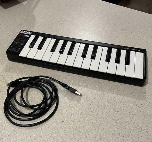 Midi клавиатура akai pro lpk 25