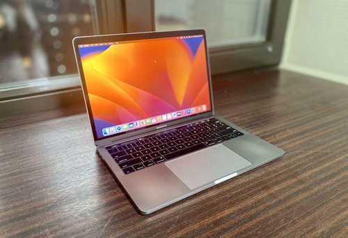 Apple MacBook Pro 2017 16/256