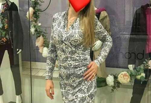 Платье женское размер 44-46