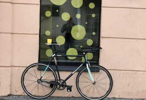 Трековый велосипед Bianchi Strellson